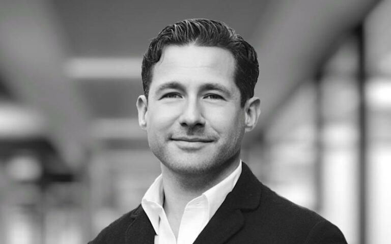 Alexander Rosenberg ny insamlingschef på Mentor - Giva Sverige